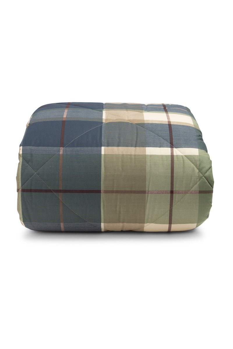 Assorted Pattern Comforter – George Courey Inc.